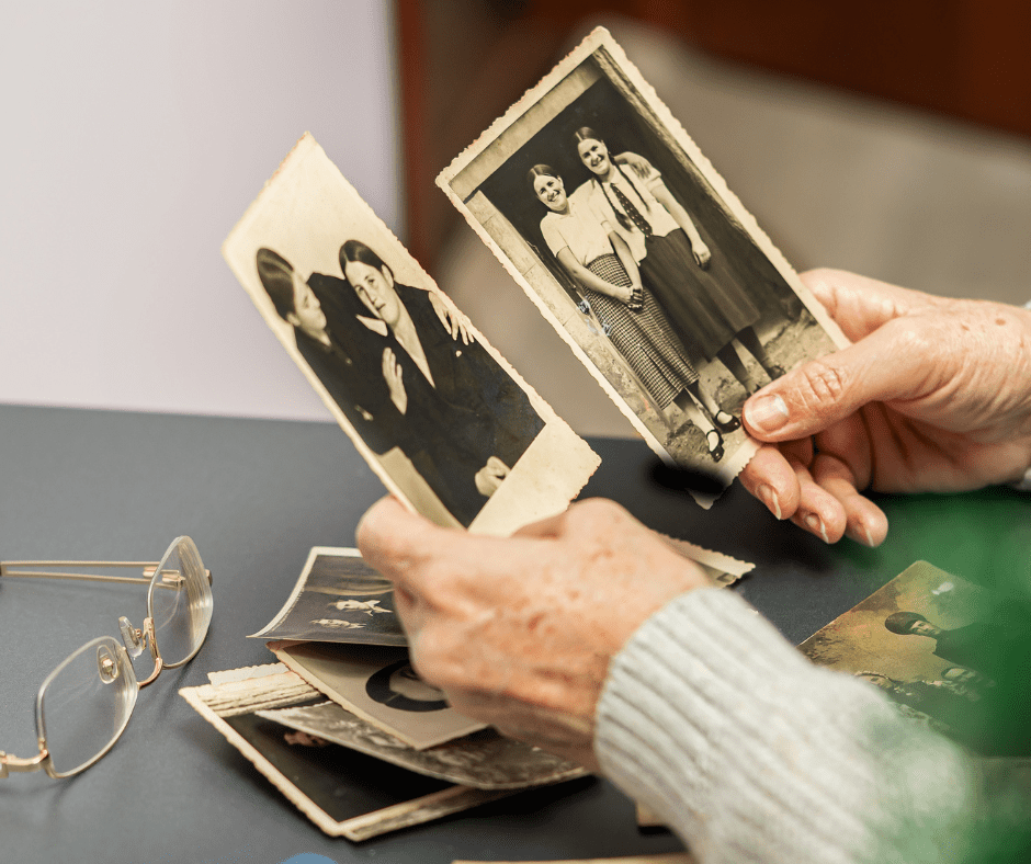 3 Top Tips for Interviewing Family Members - Moving Memories